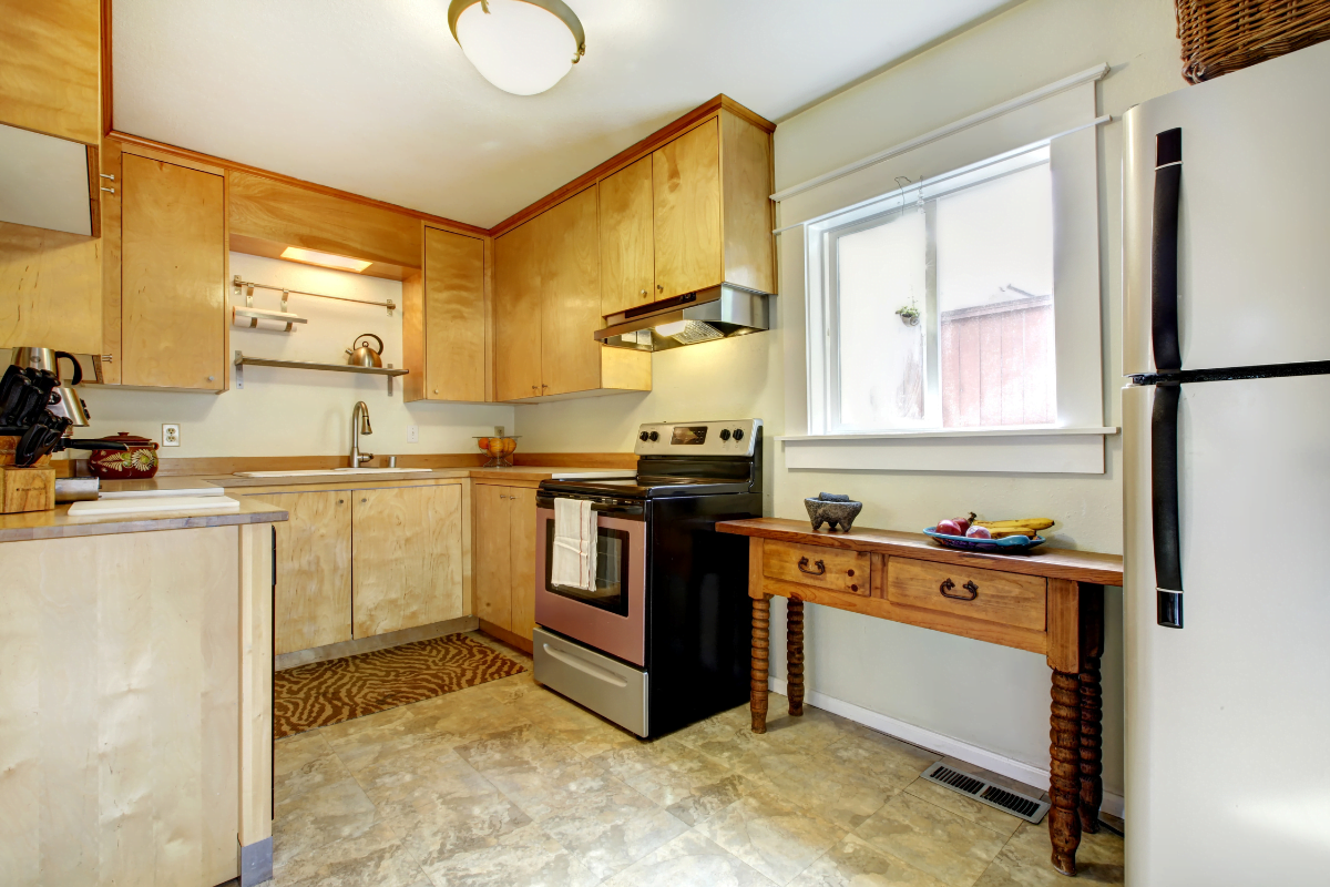 Maximizing Your Space: 5 Creative Small Kitchen Layouts - CIB Home ...